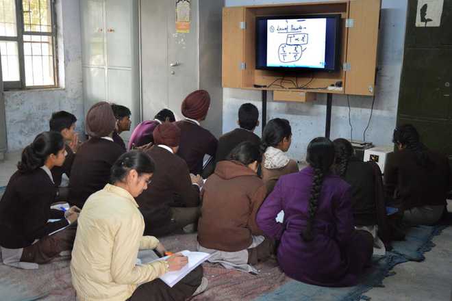 EDUSAT fails to make a mark - The Tribune