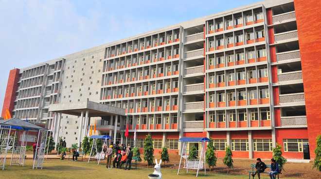 PU mulls dual fee structure in hostels : The Tribune India