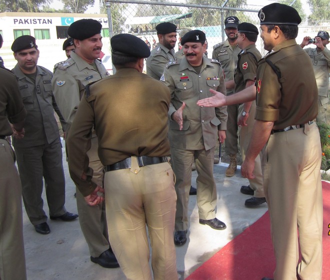 BSF, Pak Rangers resolve to check drug smuggling - The Tribune