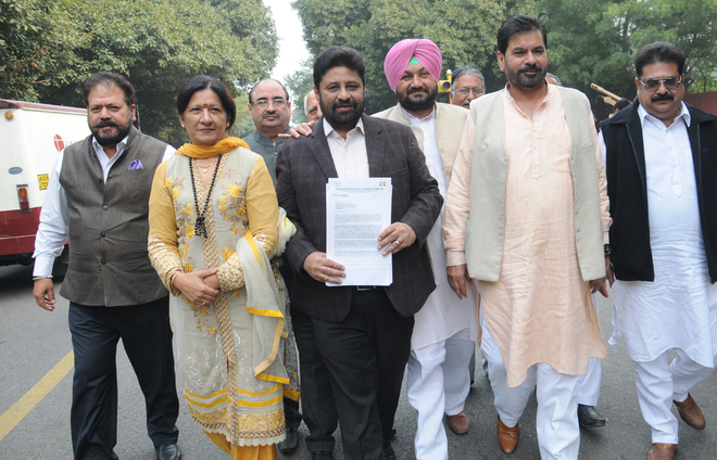 Get PDS supply restored, city Cong urges Solanki - The Tribune
