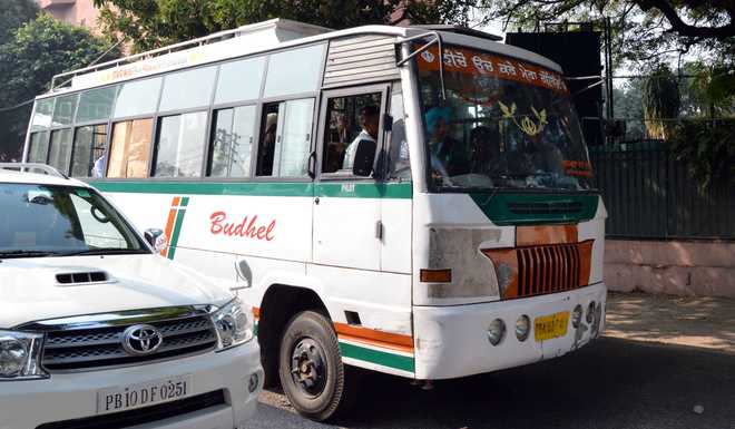 Punjab govt cut tax on state-run, private, mini buses : The Tribune India