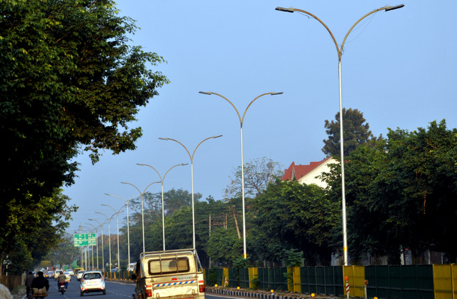 Now, ‘smart’ streetlights for Mohali : The Tribune India