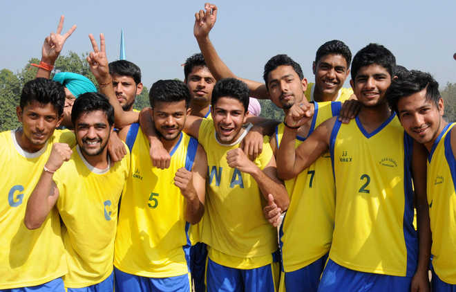 SGGSC-26 lift netball trophy - The Tribune