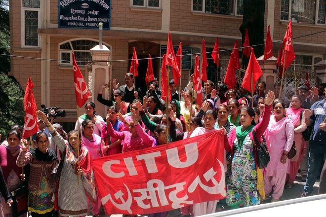 CITU supports anganwadi workers - The Tribune