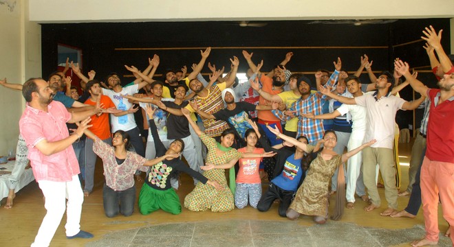 National Theatre Workshop begins at Virsa Vihar - The Tribune