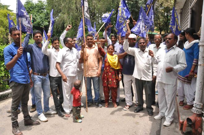 Regularise sanitary workers: BSP - The Tribune