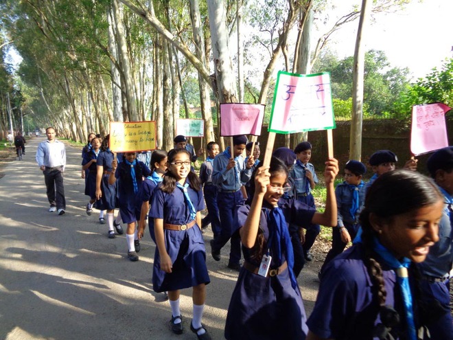 KV students hold rally on World Literacy Day - The Tribune