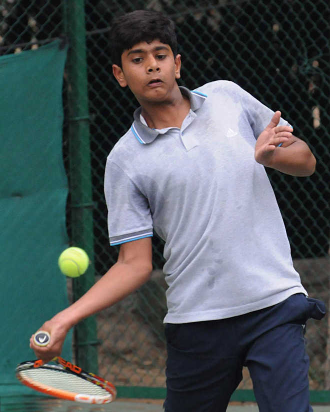 Samarbir proves an easy prey for Chiraj - The Tribune