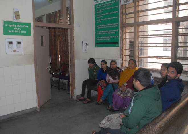 Civil Hospital gets services of specialist doctors : The Tribune India