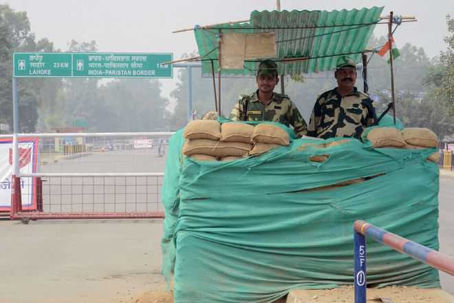 Trade trumps tension at Attari border - The Tribune