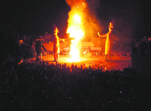 City celebrates Dasehra with enthusiasm - The Tribune
