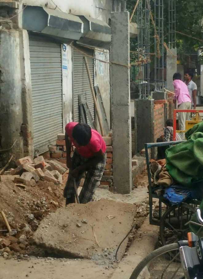 MC turns a blind eye to violation of building bylaws - The Tribune