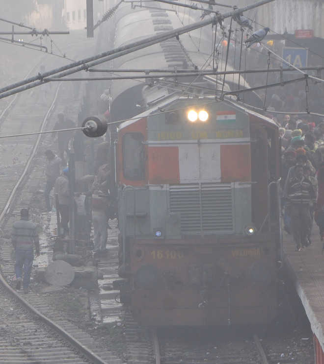 Trains running late due to dense fog : The Tribune India