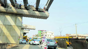 Safety guidelines flouted at Dera Bassi flyover : The Tribune India