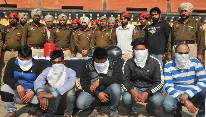 Gang members wanted to lead a lavish life, turned robbers - The Tribune