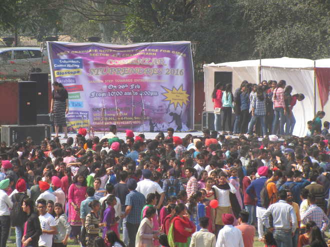 Comenzar Stuprendre kicks off at PGGCG-42 - The Tribune