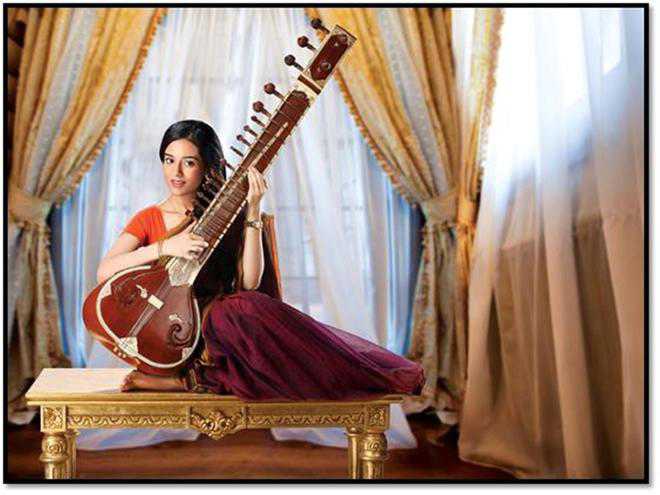 Amrita plays a singer : The Tribune India