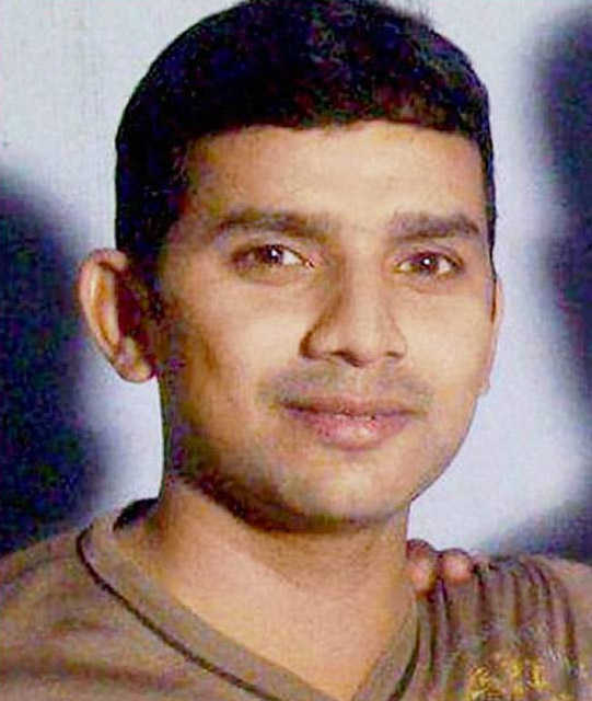 Thane man who killed 14 of family was stuck Rs 67 lakh debt - The Tribune