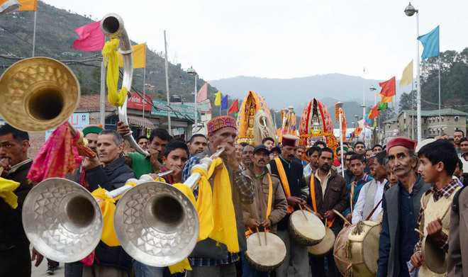 Dev Kamrunag arrives in Mandi for Shivratri fair - The Tribune