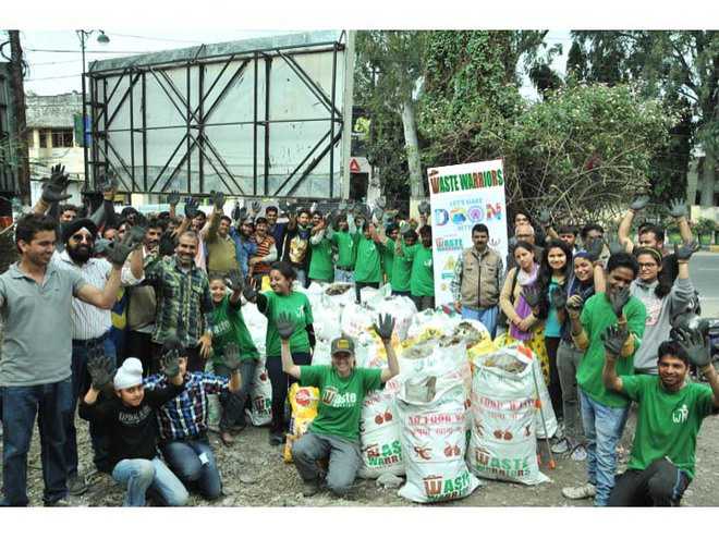 DMC, Waste Warriors clean plot at Behl Chowk : The Tribune India