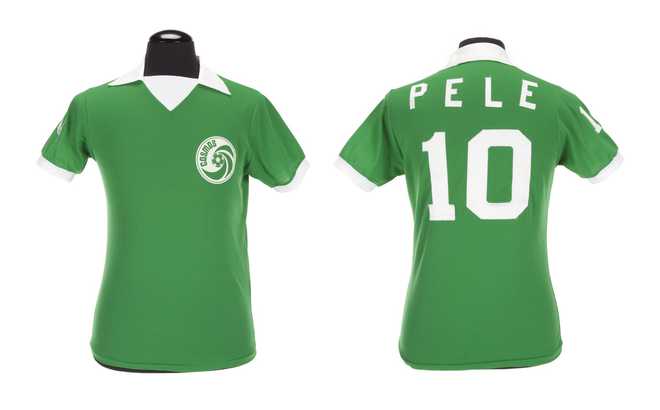 Football legend Pele set to auction off 2,000 items - The Tribune