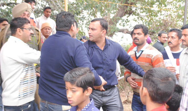 Irked BSF man creates ruckus at Union Minister’s function - The Tribune