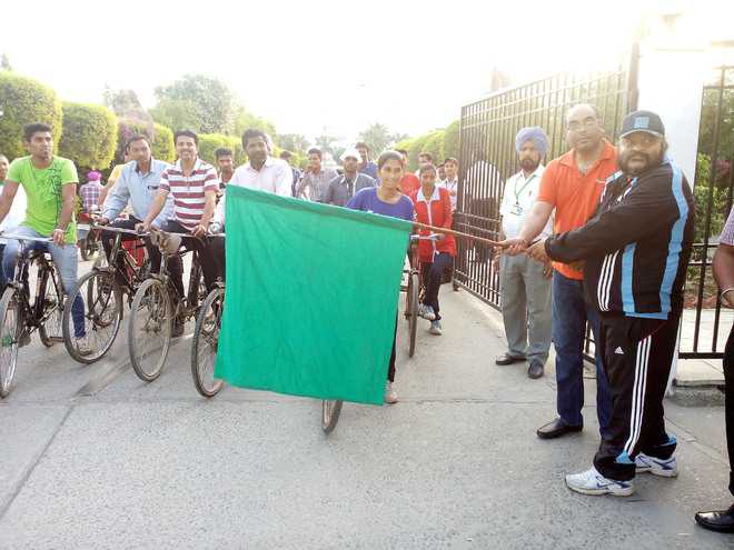 Cycle, two-wheeler rally on World Health Day : The Tribune India