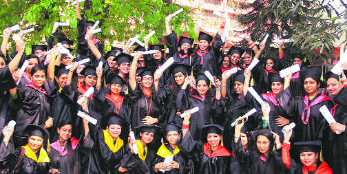 VK Singh inspires students at convocation - The Tribune