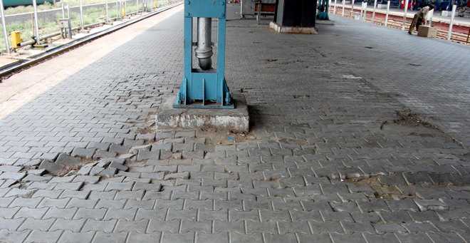 Poor infrastructure plagues railway station - The Tribune