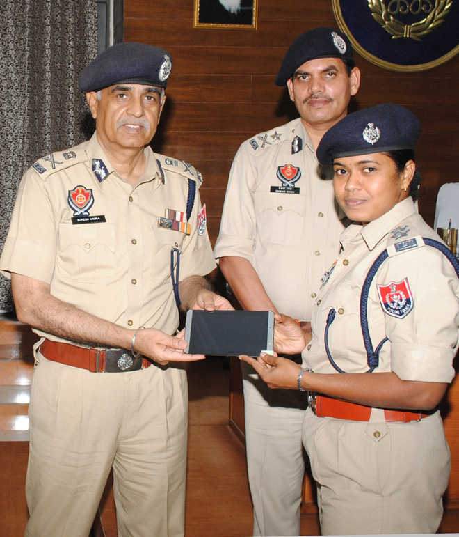 DGP equips cops with cutting-edge technology - The Tribune