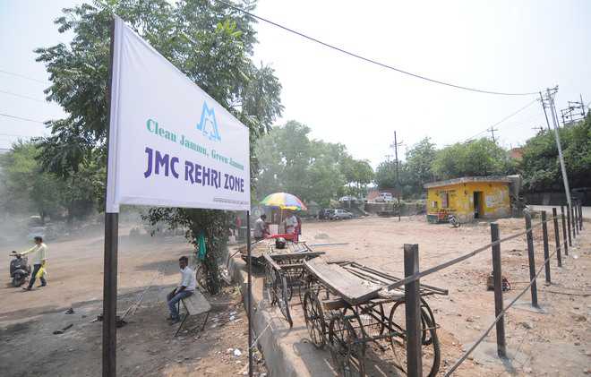 ‘Rehri’ zones cast doubt on parking projects - The Tribune