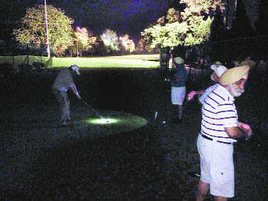 Early birds’ ‘tee’ party on the fairway - The Tribune