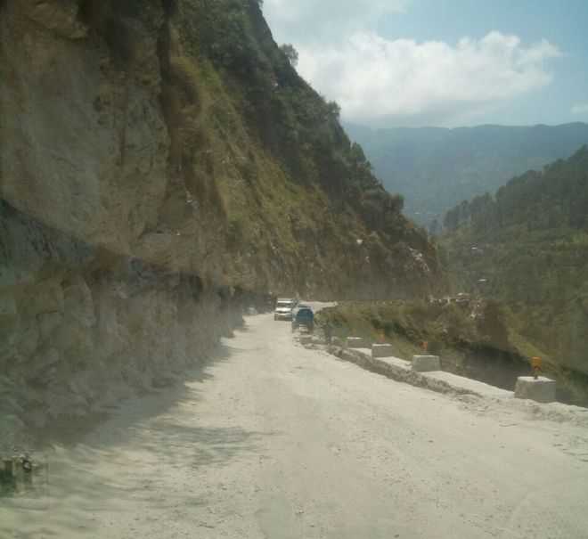 Ride a nightmare on Bhuntar-Manikaran road : The Tribune India