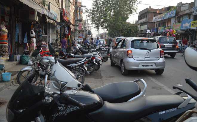 Traffic jams, road rage a norm here : The Tribune India
