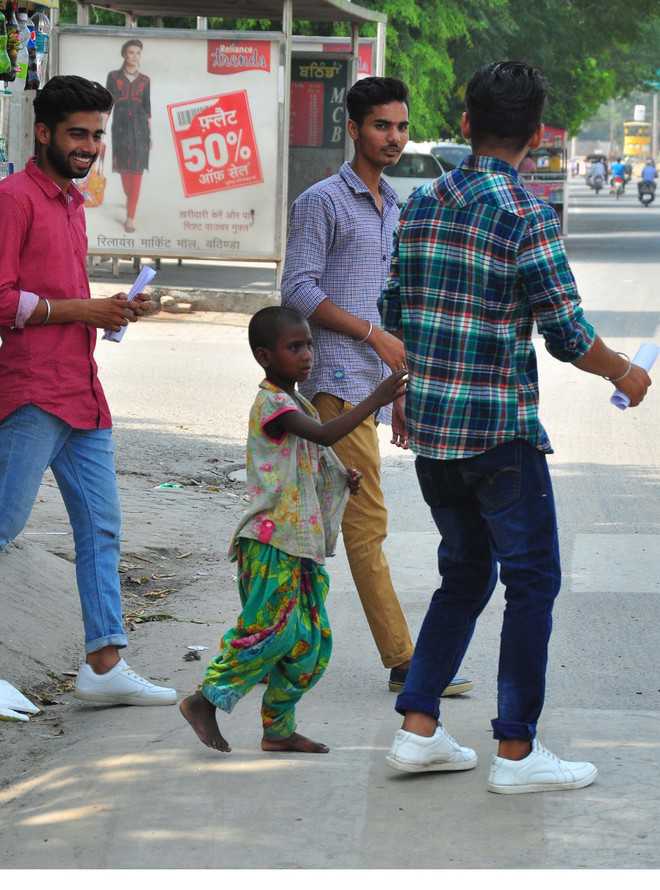 Child beggars a common sight in city, courtesy laxity in anti-begging ...