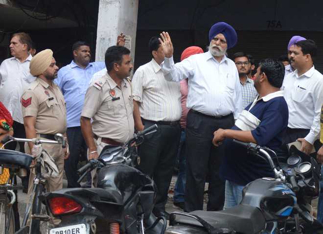 Mayor visits Bhadaur House - The Tribune