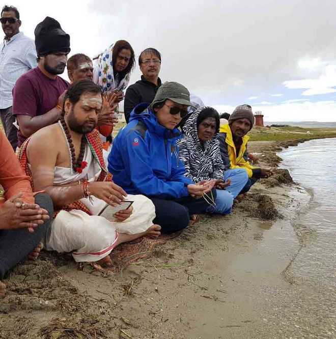 SDRF team on Kailash yatra duty returns with rich experience : The ...