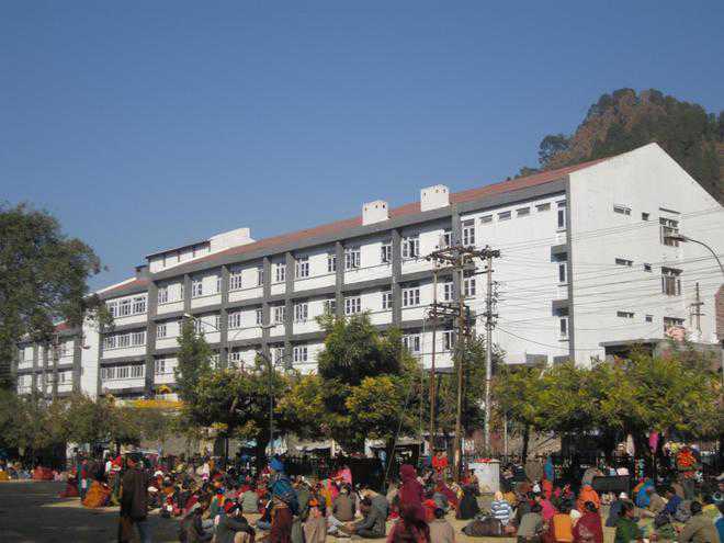Chamba hospital cries for docs - The Tribune
