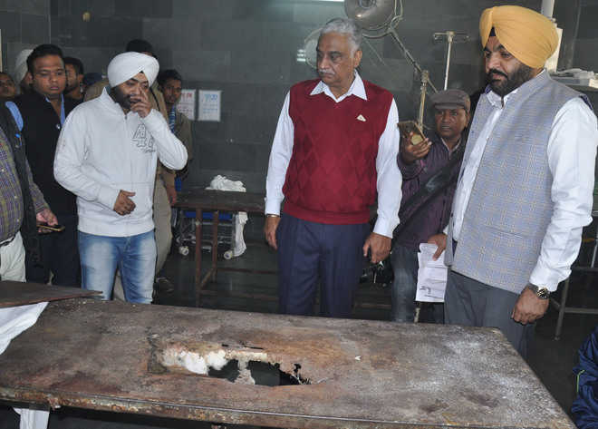 MP Aujla inspects GND Hospital, finds docs absent : The Tribune India