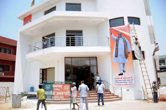 Cong, BJP offices in city face closure : The Tribune India