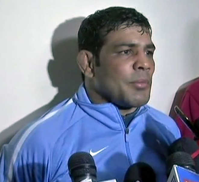 Wrestlers Sushil, Rana fight inside ring; supporters clash outside ...