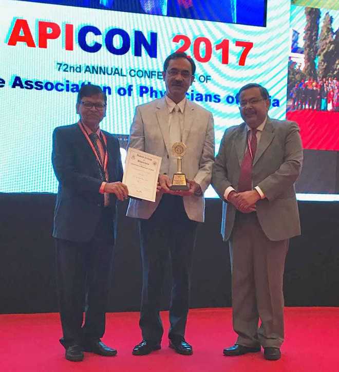 DMCH principal bags top award : The Tribune India
