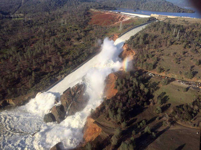 US dam breach triggers mass evacuation : The Tribune India