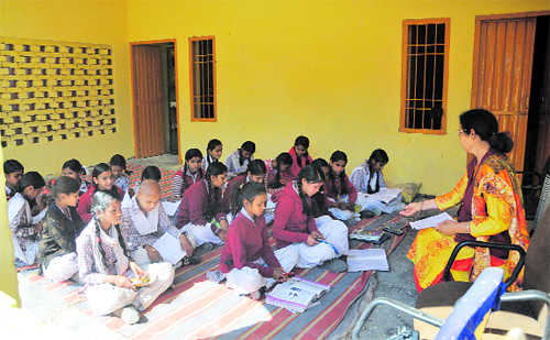 Lack of manpower bane of P’kula school : The Tribune India