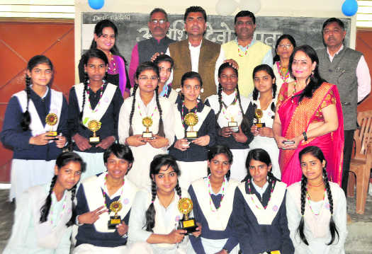 Students honoured at NSS camp : The Tribune India