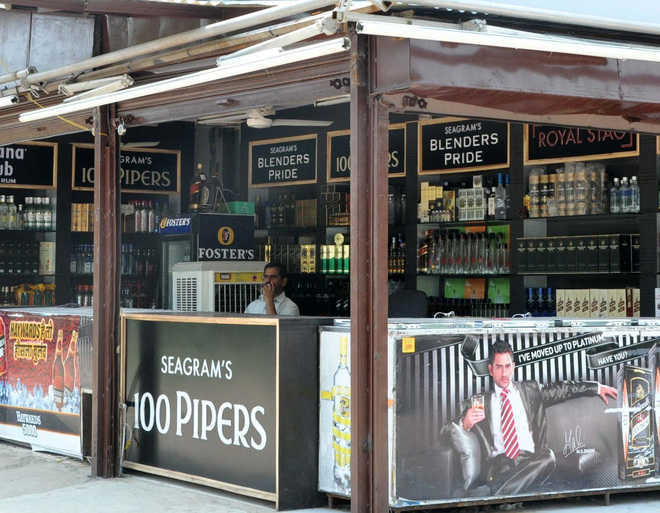 Govt to sell liquor if auction fails on April 5 : The Tribune India