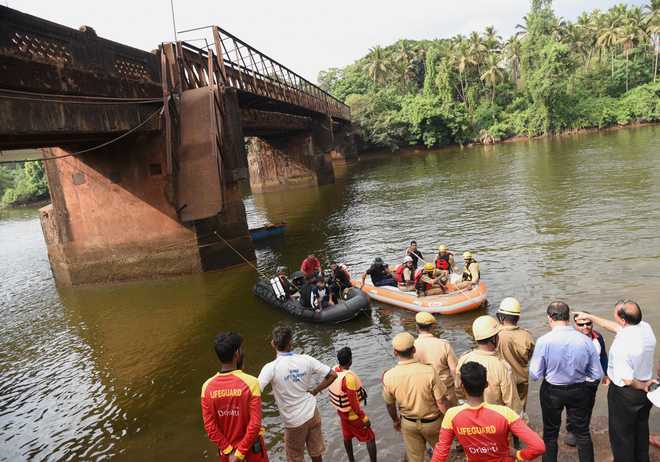 Goa: Body of man whose suicide preceded bridge collapse found - The Tribune