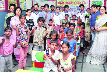 Project AVSAR: Imparting quality education to slum kids - The Tribune