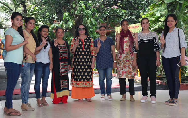 GNGC students clinch top-10 varsity ranks - The Tribune