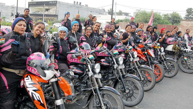 Biking Queens visit Golden Temple : The Tribune India